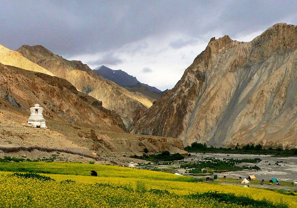 Treasured Himalayan Valleys: 3N Gangtok | 2N Lachung | 2N Pelling | 2N ...